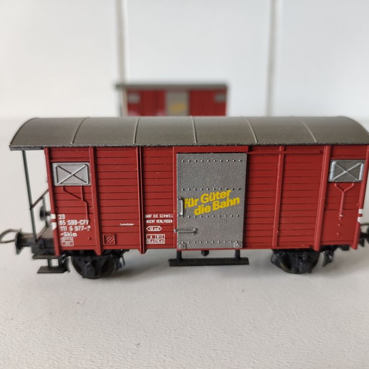 2 Stück SBB geschlossene Güterwagen Gklm (Neu (gemäss Beschreibung)) in ...