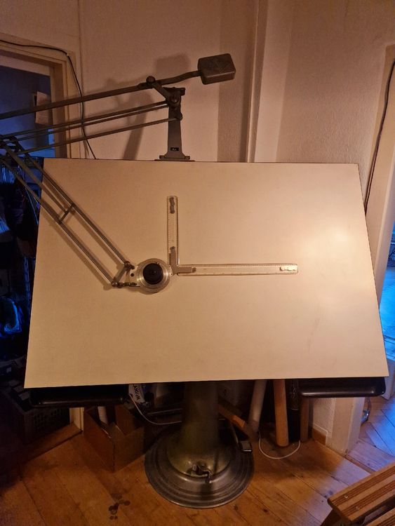 Pro Signa Zeichnungstisch (Gebraucht) in Schaffhausen für CHF 5 – nur ...