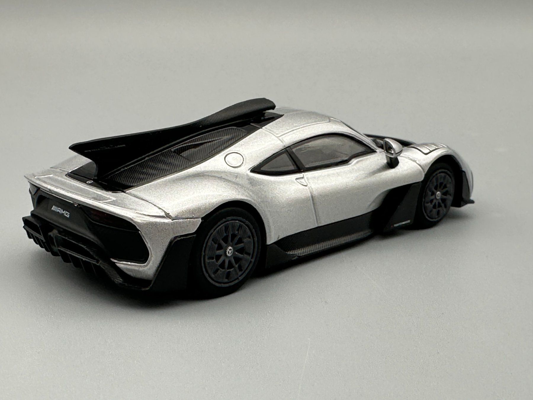 Mercedes-AMG One Street Mode, Silber iScale 1:43 neu OVP (Neu und ...