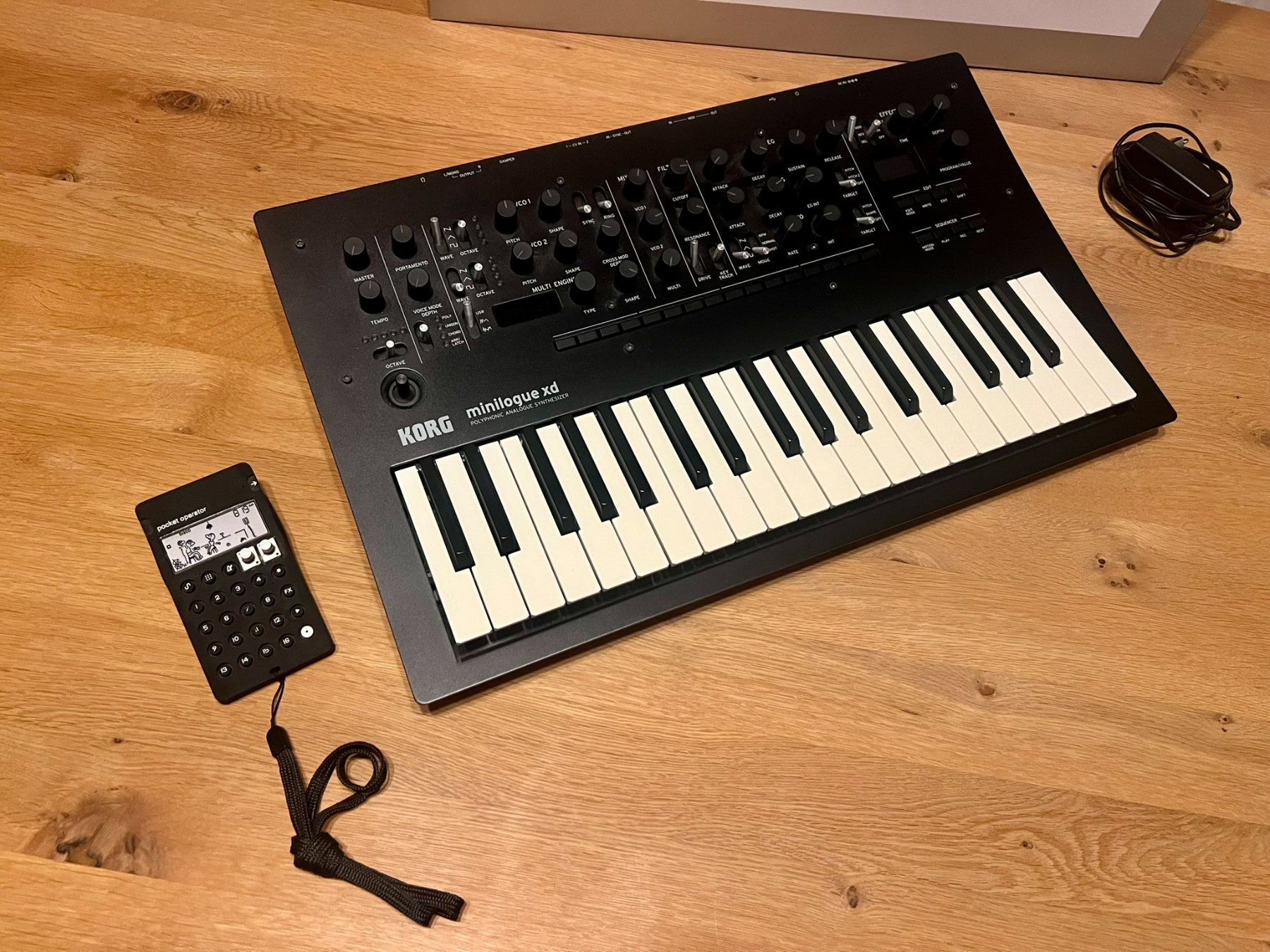 Korg Minilogue XD Synthesizer (neuwertig) mit PO-32 (Gebraucht) in ...