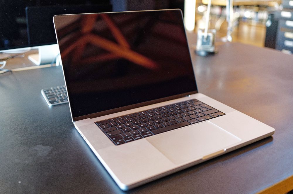 MacBook Pro 16" M1 Max, 64 GB Ram, 4TB SSD (Gebraucht) in Langenthal ...