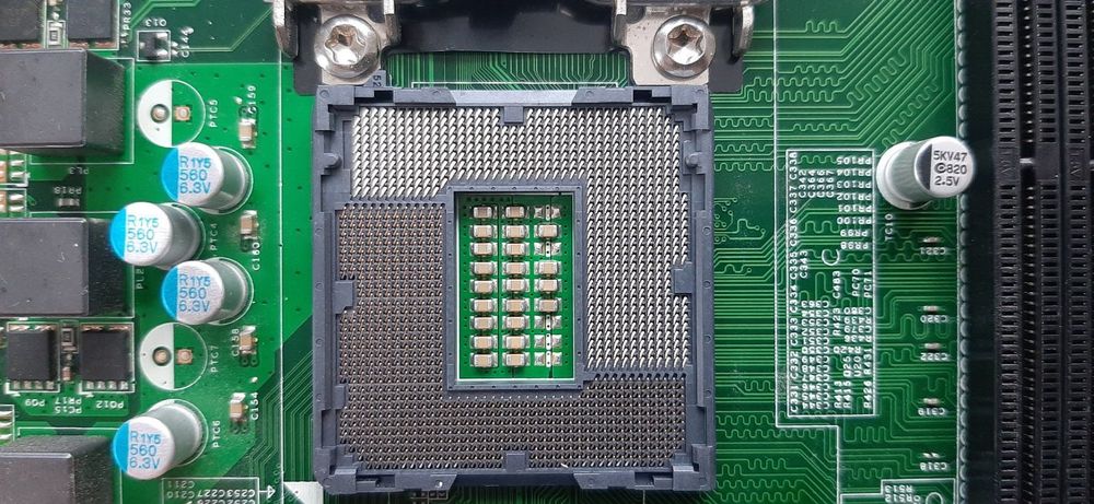 DELL Motherboard VJ4YX LGA 1150 iCore 4-Generation (Gebraucht) in ...