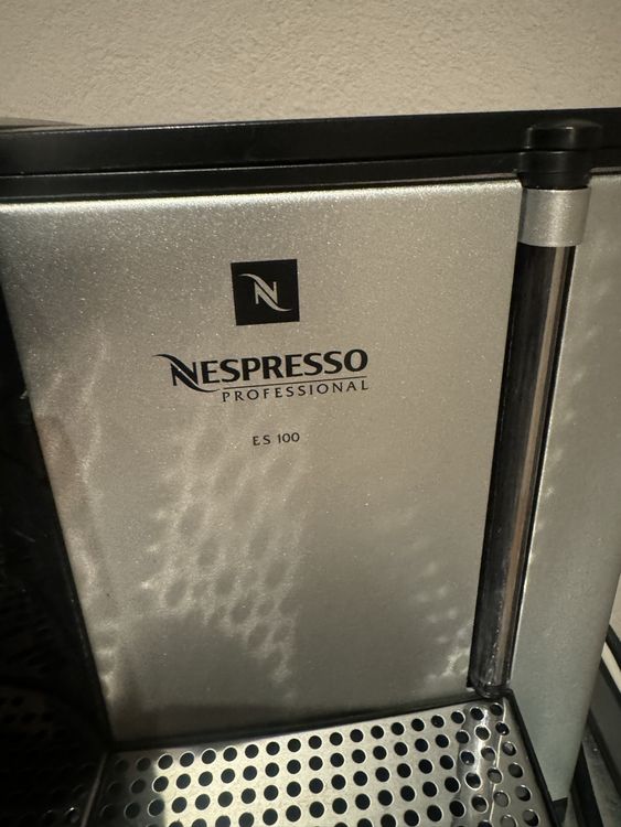 Nespresso professional ES 100 (Gebraucht) in Oberuzwil für CHF 80 – nur ...