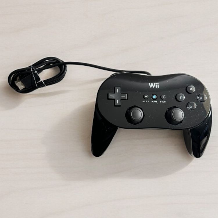 Original Nintendo Wii Pro Controller | Kaufen auf Ricardo