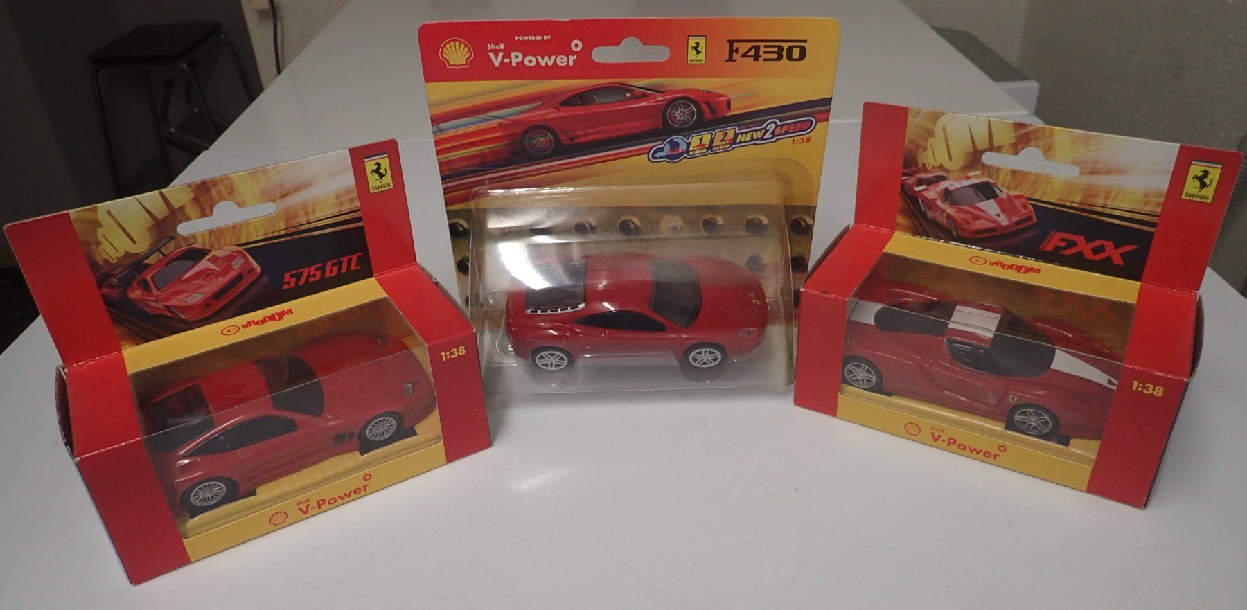 Ferrari Shell V-Power 1:38 - 3 x FERRARI 575 GTT, F 430, FXX (Neu und ...