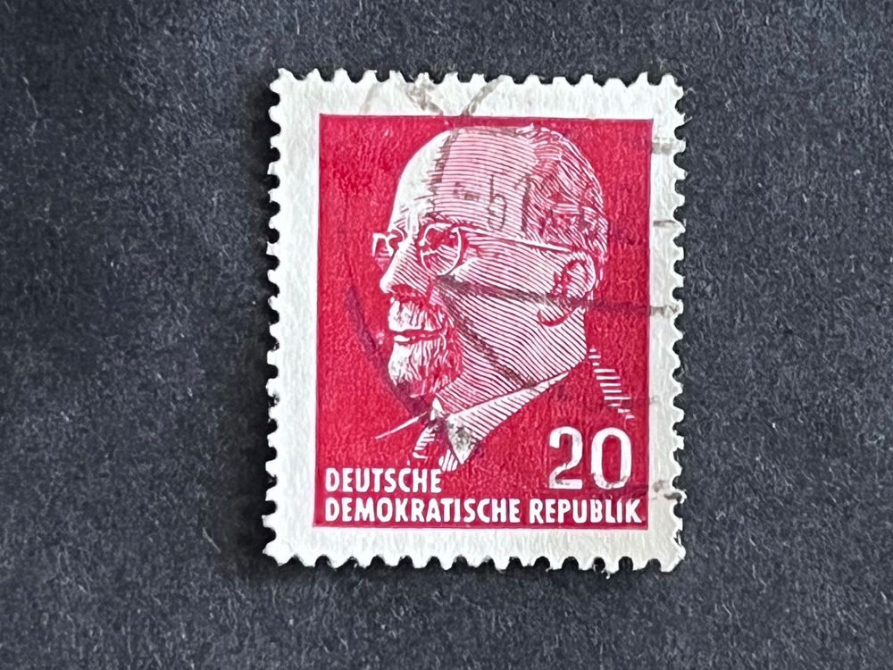 Briefmarke DDR ab CHF 0.70 / Francobollo DDR Interessieren S (Gebraucht) in Chiasso für CHF 0.7 ...