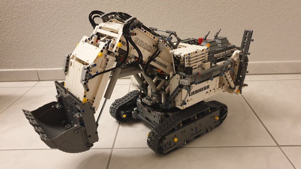 Lego Technic Bagger R 9800 (42100) (D'occasion) à Münchenbuchsee pour ...