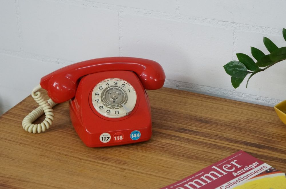 Vintage PTT Telefon Modell 70 NS rot 1970er/80er Jahre | Kaufen auf Ricardo