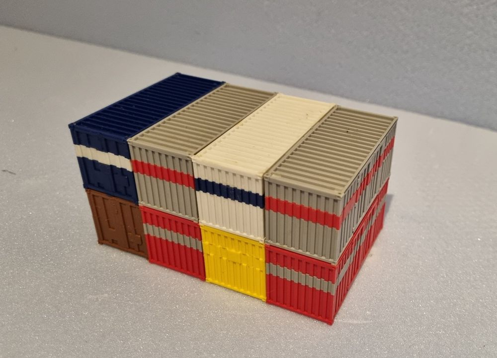 H0 20ft. Container 8 Stk. (Gebraucht) in Vicosoprano für CHF 15 – mit Lieferung auf Ricardo kaufen