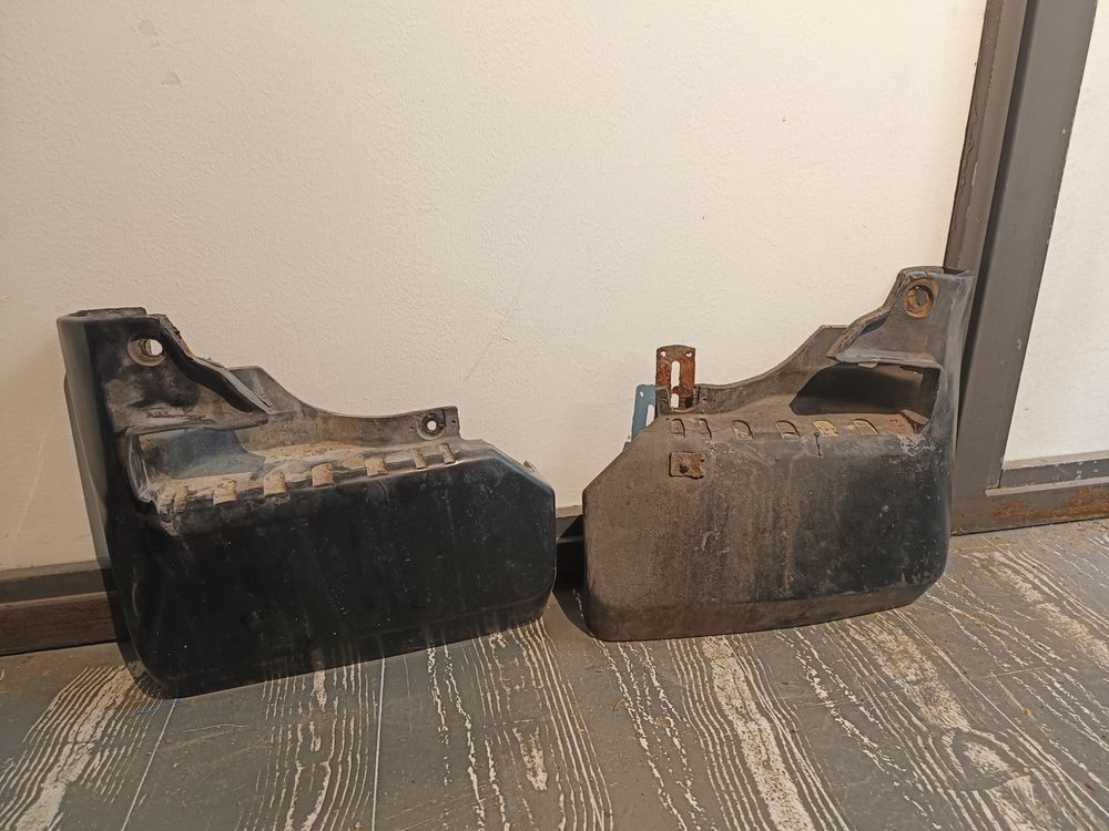 Kotschutzlappen Landcruiser (Gebraucht) in Embrach für CHF 50 – nur Abholung auf Ricardo kaufen