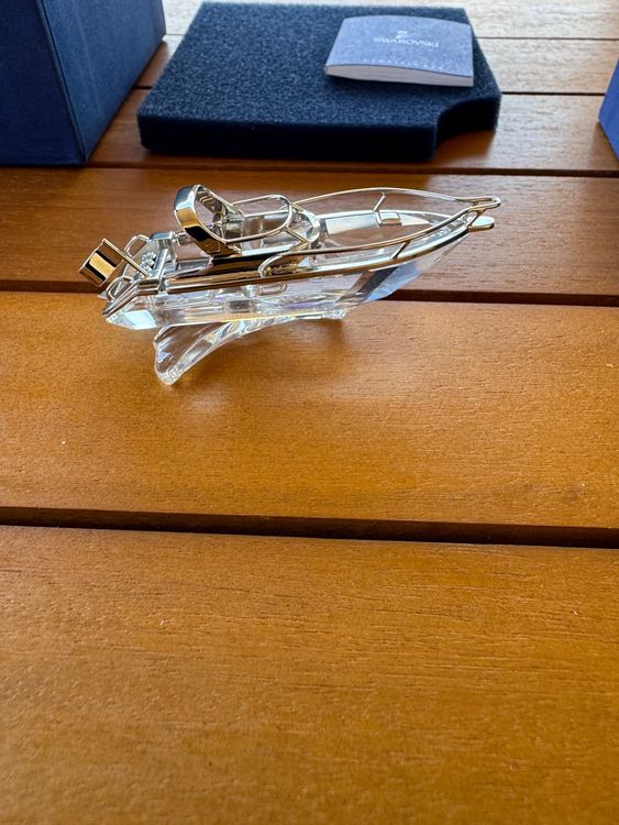 Swarovski Motorboot aus der Rund um den Globus Kollektion (Neu (gemäss ...