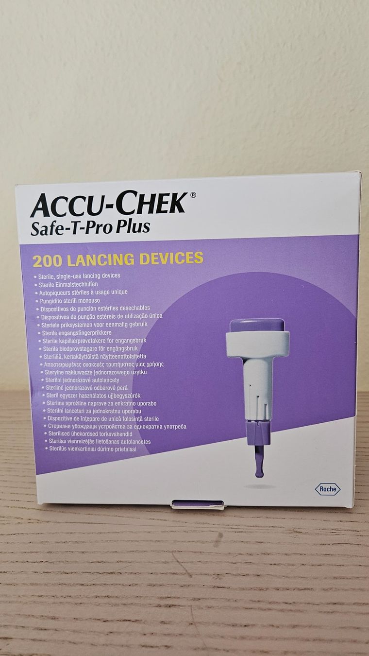 Accu-Chek Safe-T-Pro Plus, 200 lancettes neuves et stériles (Neu und ...