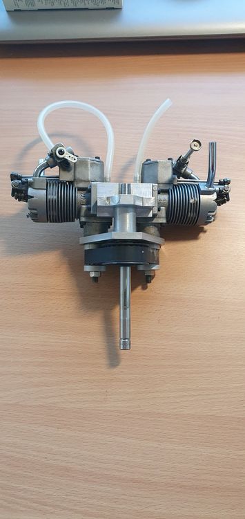 Modellmotoraufbau mit 2 Enya 40-4C und Reduktion (Gebraucht) in Grosswangen für CHF 199 – mit ...