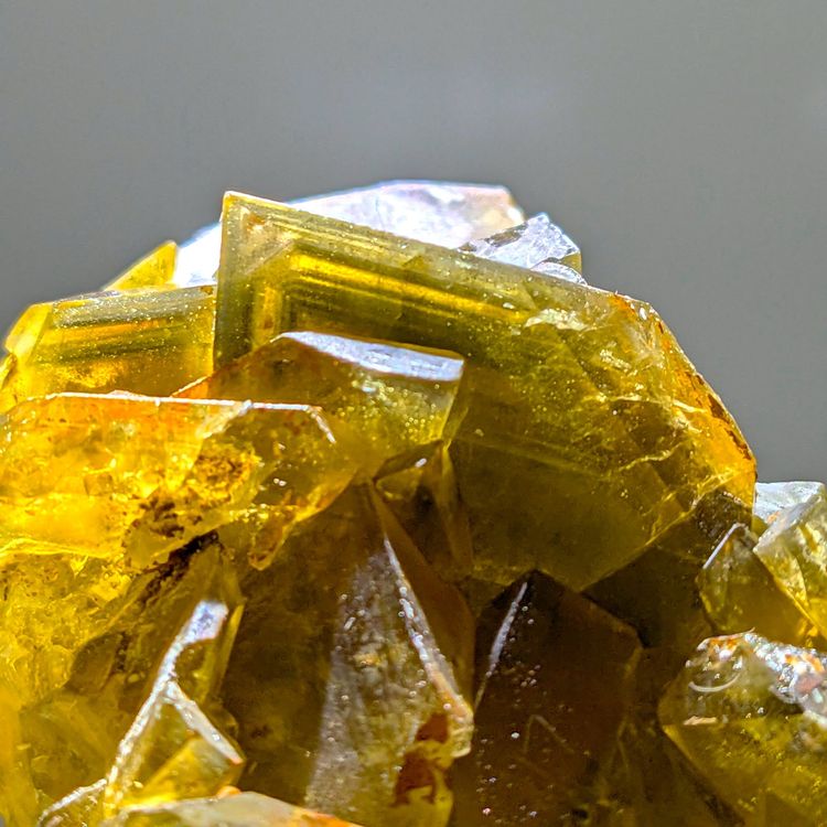 HONIGFARBENE BARYT mit DUNKLEN PHANTOMEN, Sardinien (Nuovo (secondo la ...