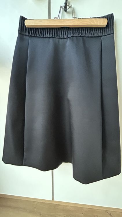 Jupe Maje - NP 350 fr (Gebraucht) in Arzier-Le Muids für CHF 90 – mit Lieferung auf Ricardo kaufen