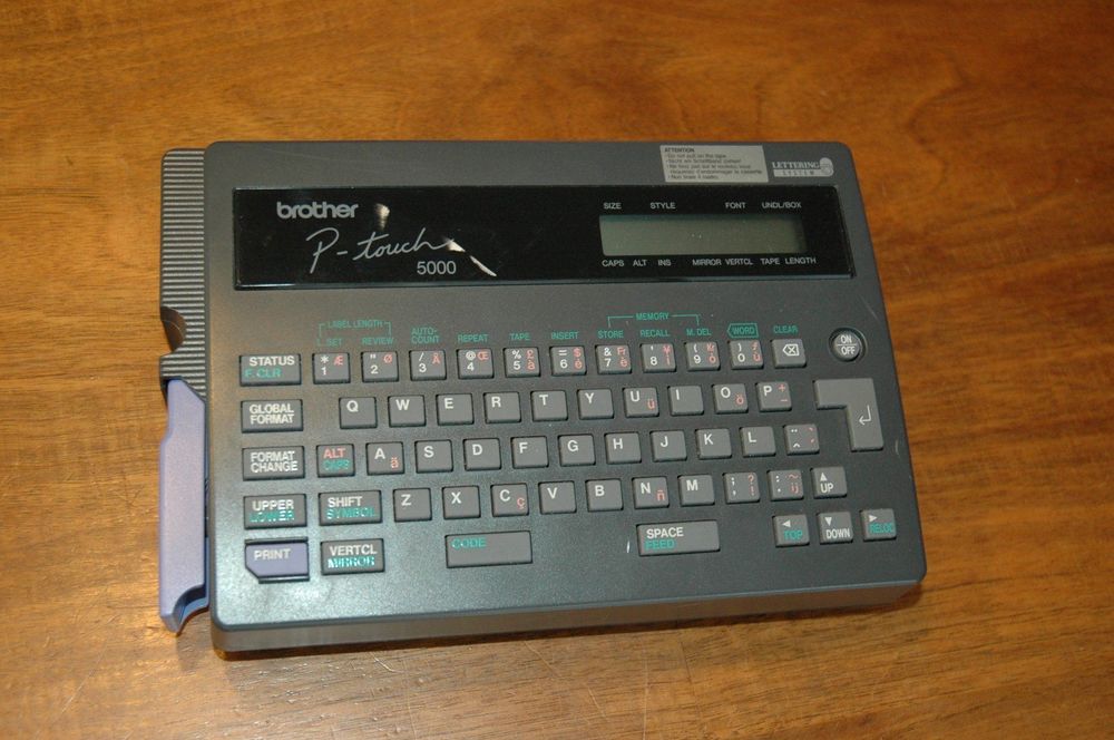 Beschriftungsgerät Brother P-touch 5000 (Gebraucht) in Flamatt für CHF ...