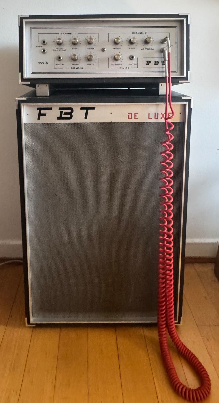 Vintage FBT De Luxe Amp Head & 2x12 Speaker Cabinet Set (Gebraucht) in ...