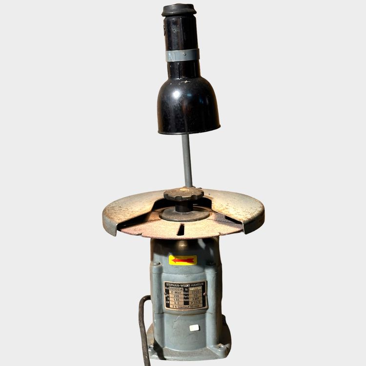 Stephan Werke visual grinding machine SSD032 (Gebraucht) in Lausanne ...