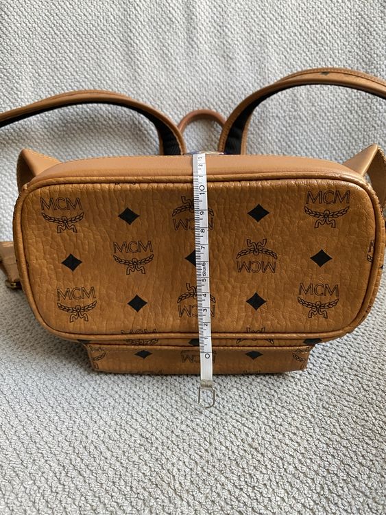 MCM Rucksack Small (S) cognac (Gebraucht) in Sarnen für CHF 390 – mit ...