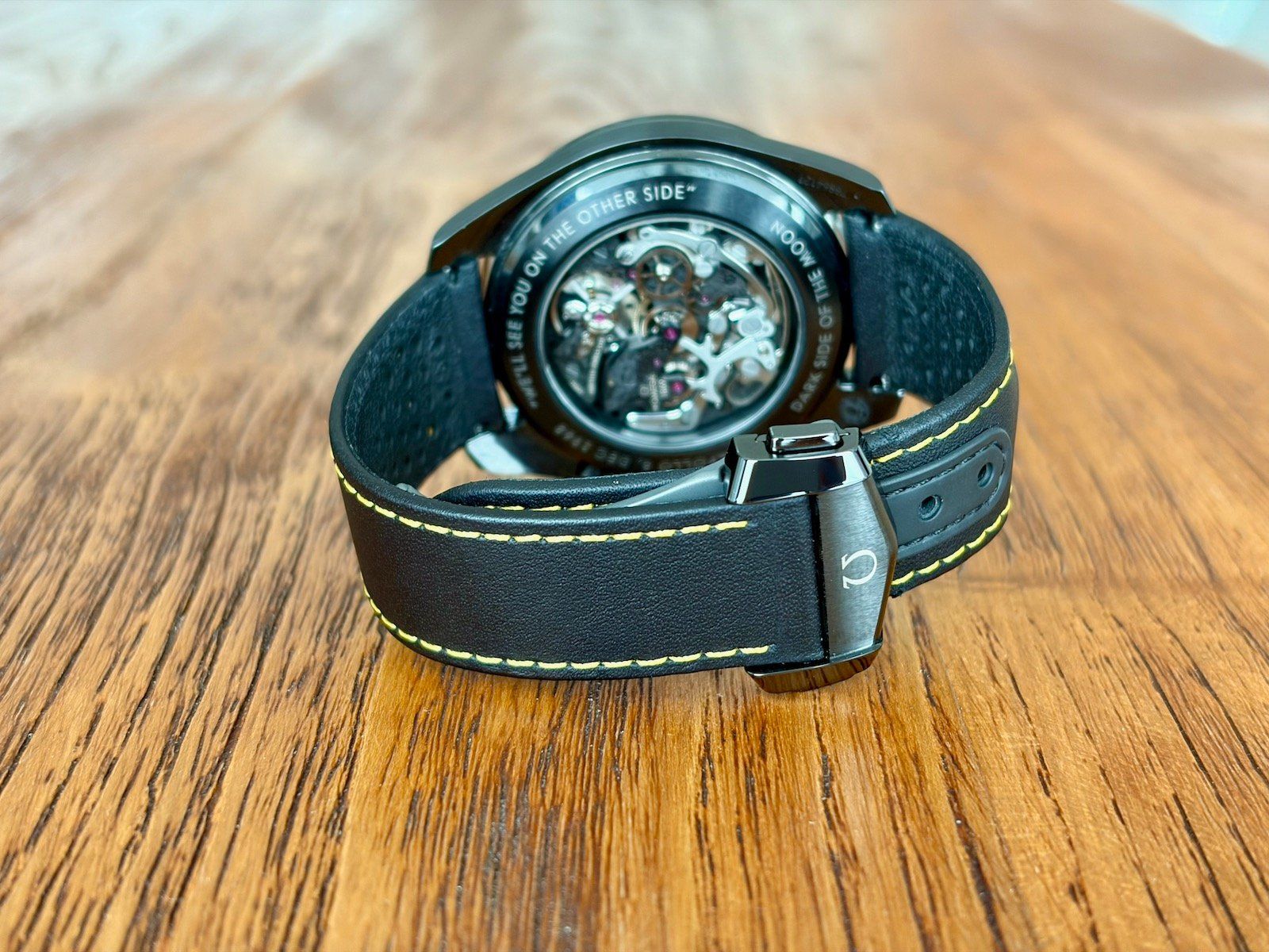 Omega Speedmaster - Dark Side of the Moon Apollo 8 (Gebraucht) in ...