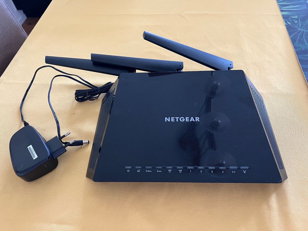 Netgear AC1900 Smart WiFi Router Model: R6800 | Kaufen auf Ricardo