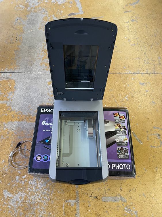 Flachbettscanner Epson Perfection 4870 Photo | Kaufen auf Ricardo