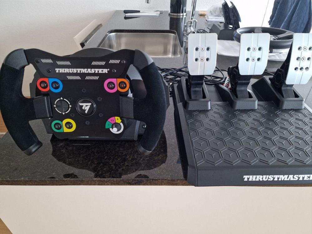 Thrustmaster T300 RS Lenkrad (Gebraucht) in Herisau für CHF 320 – nur ...