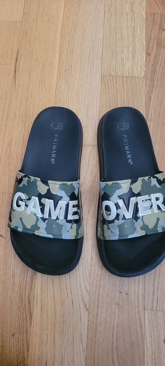 Claquettes garçon taille 36 (Gebraucht) in Gland für CHF 1 – mit ...