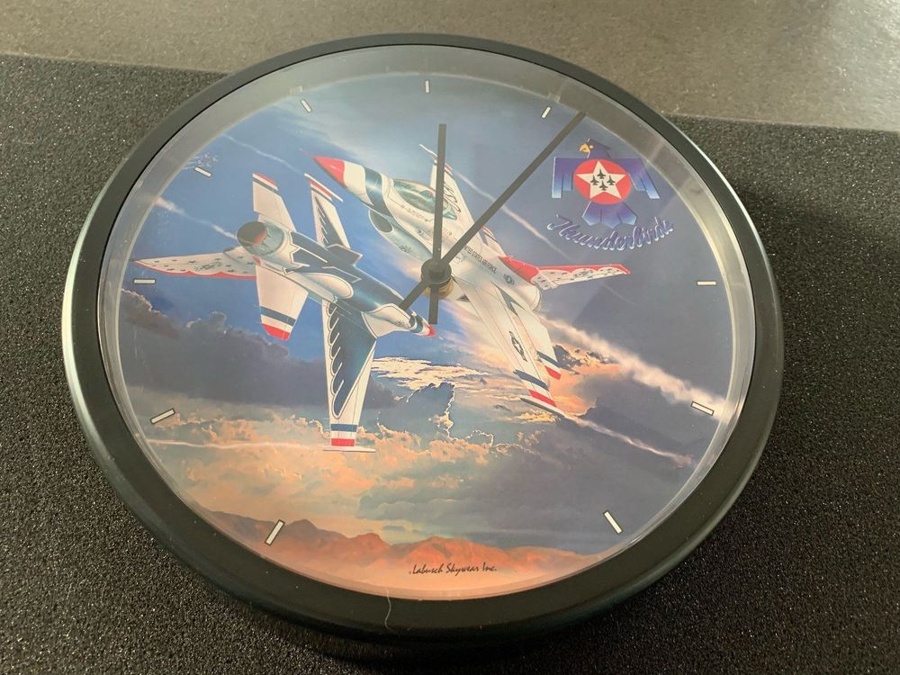 Uhr - Wallclock Thunderbird Labusch Skywear Inc. "neuwertig" | Kaufen ...