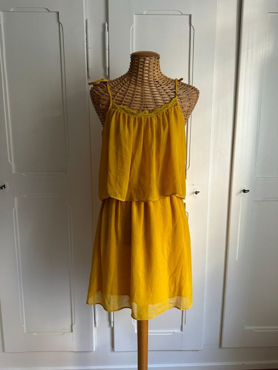 NAF NAF - Kleid senfgelb 36 (Gebraucht) in Zürich für CHF 19 – mit ...