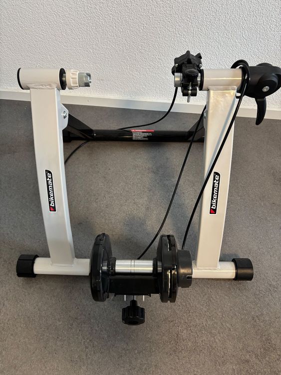 1 x Rollentrainer für Fahrräder mit Reifengröße von 66,04–73 (Gebraucht ...