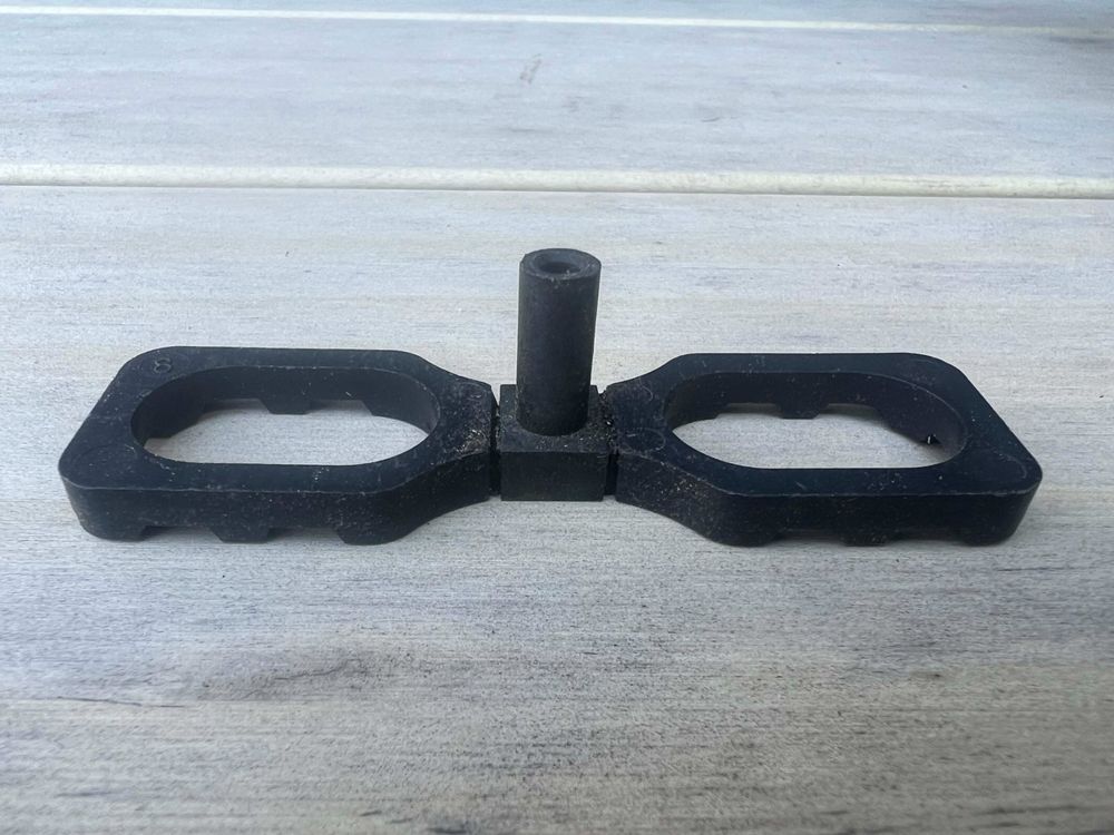 Distanzhalter für Terrassendielen (Gebraucht) in Balzers für CHF 1 – nur Abholung auf Ricardo kaufen