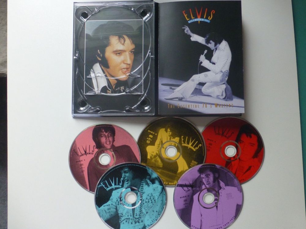 ELVIS Presley 5 CD Set wie neu, Booklet 46 S., viele Fotos (Neu (gemäss ...