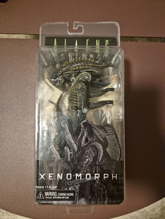 Alien Xenomorph Defiance Neca (Neu und originalverpackt) in Langendorf ...