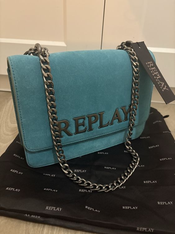 REPLAY leather purse (Neu und originalverpackt) in Bremblens für CHF ...