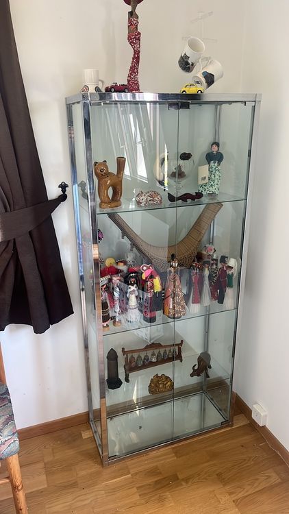 Vitrine de collection (Gebraucht) in Pully für CHF 49 – nur Abholung auf Ricardo kaufen