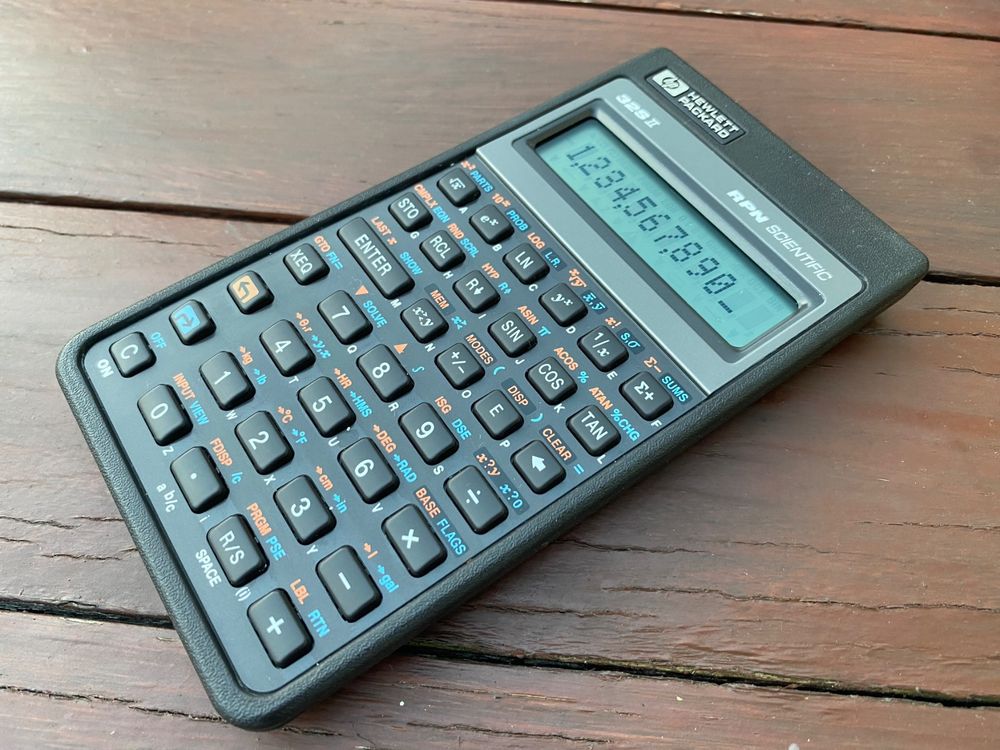HP 32SII RPN Scientific Calculator mit Etui | Kaufen auf Ricardo