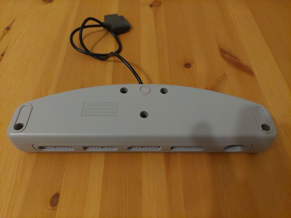 SNES / Super Nintendo - Super Multitap + 2 Controllers (Gebraucht) in ...