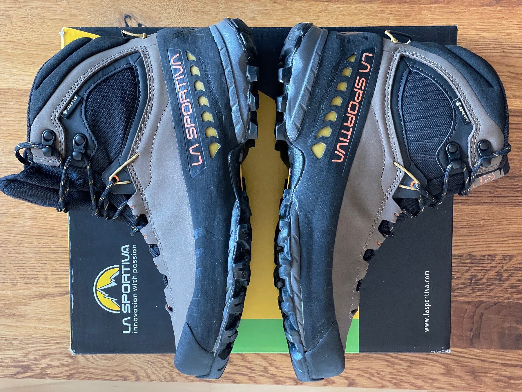 La Sportiva TX5 GTX Hiking Wanderschuh 42.5 Coffee Tiger (Gebraucht) in ...