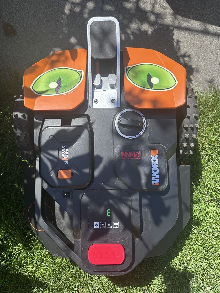 robot tondeuse Worx Robot de tonte Landroid Vision S250 WR20 (Neuf ...