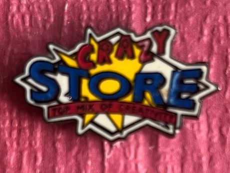 Crazy Store Pin | Kaufen auf Ricardo