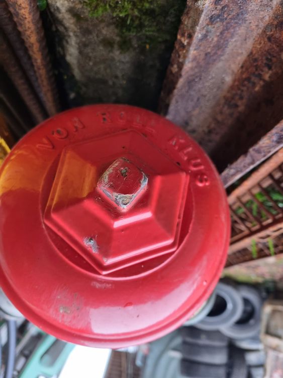 Hydrant von Roll (Gebraucht) in Arni BE für CHF 312 – nur Abholung auf ...