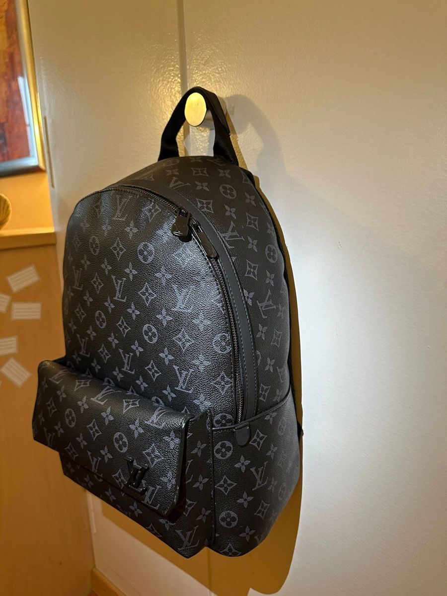 Louis Vuitton Monogram Shadow Leather Backpack - Black! (Neu (gemäss ...