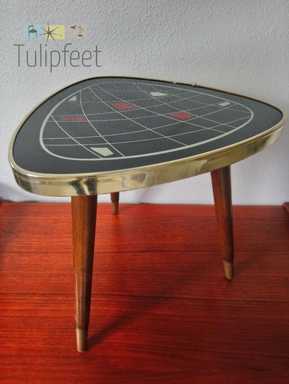 Designklassiker Retro 50er Jahre Blumenhocker * Nierentisch (Gebraucht) in Reinach BL für CHF 75 ...