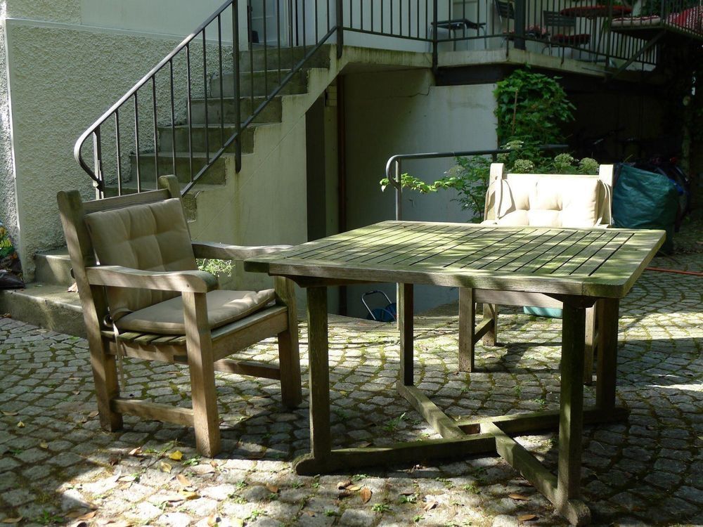 GARPA Teakholz Gartenmöbel Tisch und 2 Stühle (Gebraucht) in Basel für ...