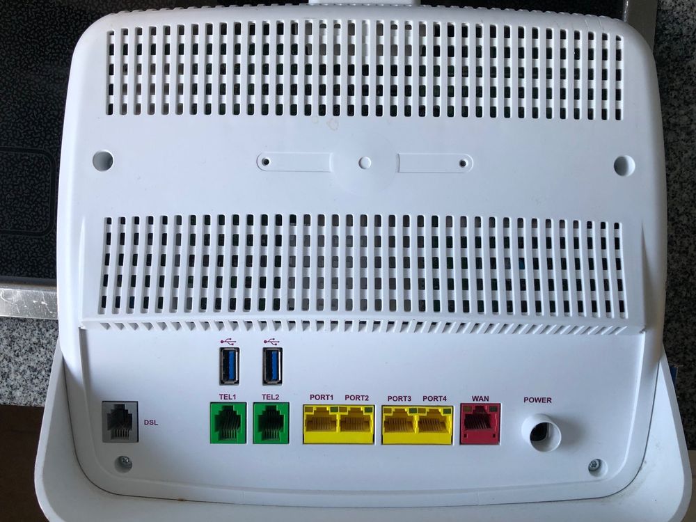 Sunrise Router inkl. Glasfaserkabel | Kaufen auf Ricardo