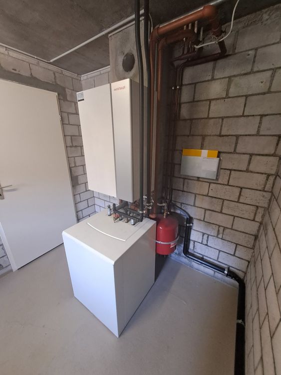 Weishaupt Heizung Gasheizung mit Boiler (neuwertig) | Kaufen auf Ricardo