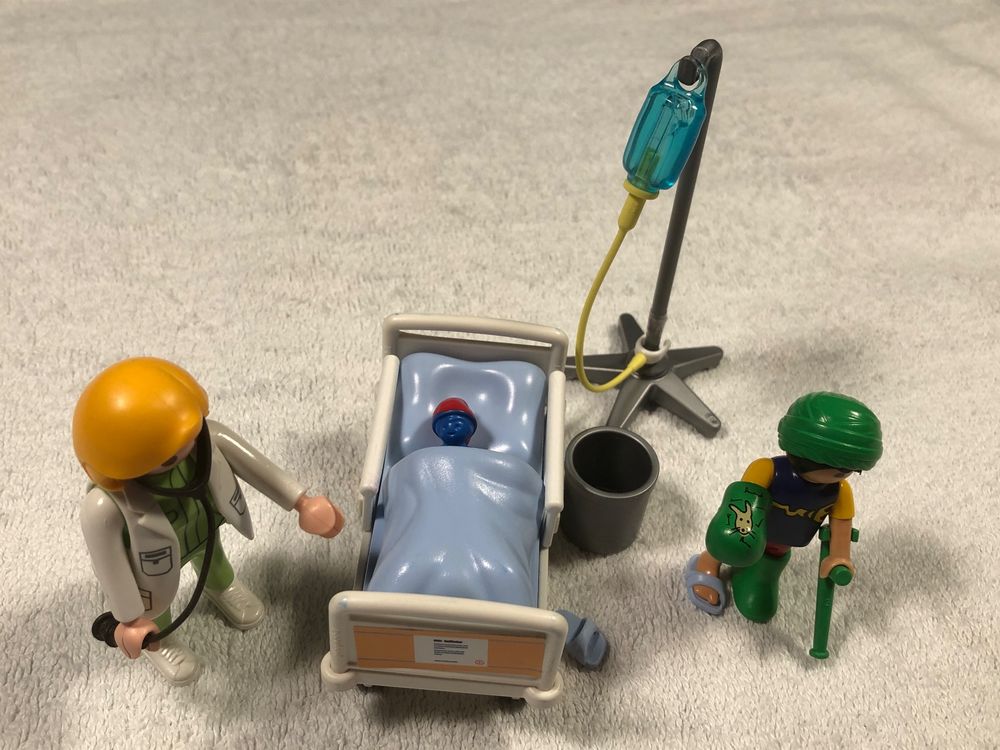 Playmobil-Set Spitalzimmer mit Ärztin und Patient (Gebraucht) in Zürich für CHF 9 – mit ...