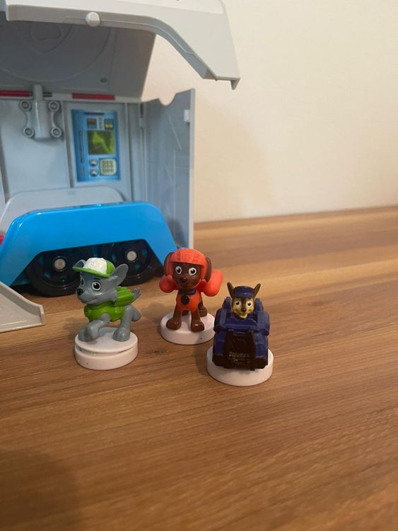 Paw patrol truck spinmaster set, Gratis Stempelfigugen (Gebraucht) in ...