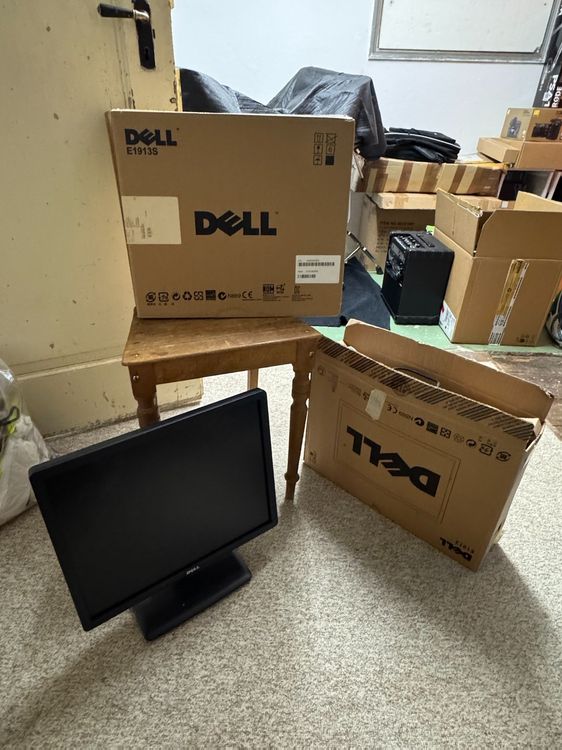 3x Dell E1913S Monitor (19 Zoll) (Gebraucht) in Winterthur für CHF 20 ...